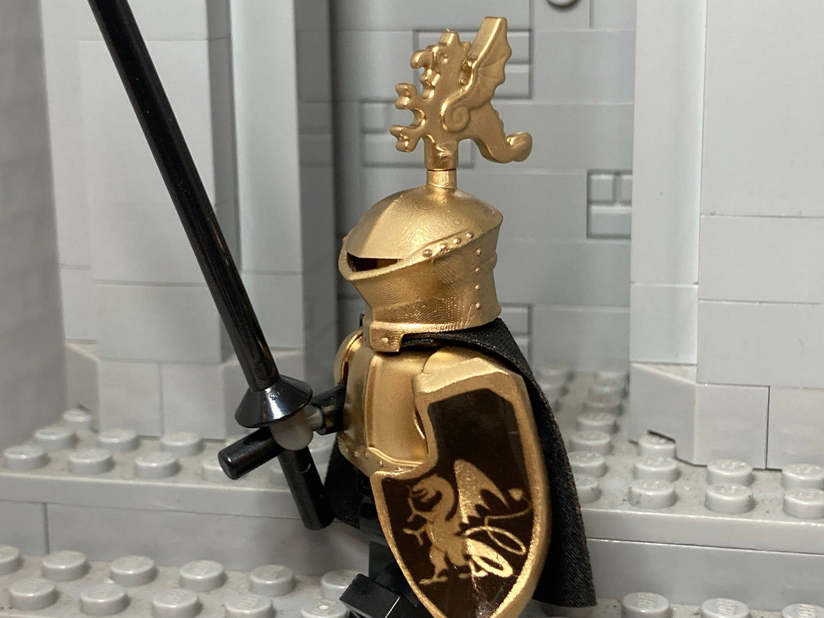 Tournament Knight w/NEW Custom Frogmouth Helm, Plume, & Jousting Shiel ...