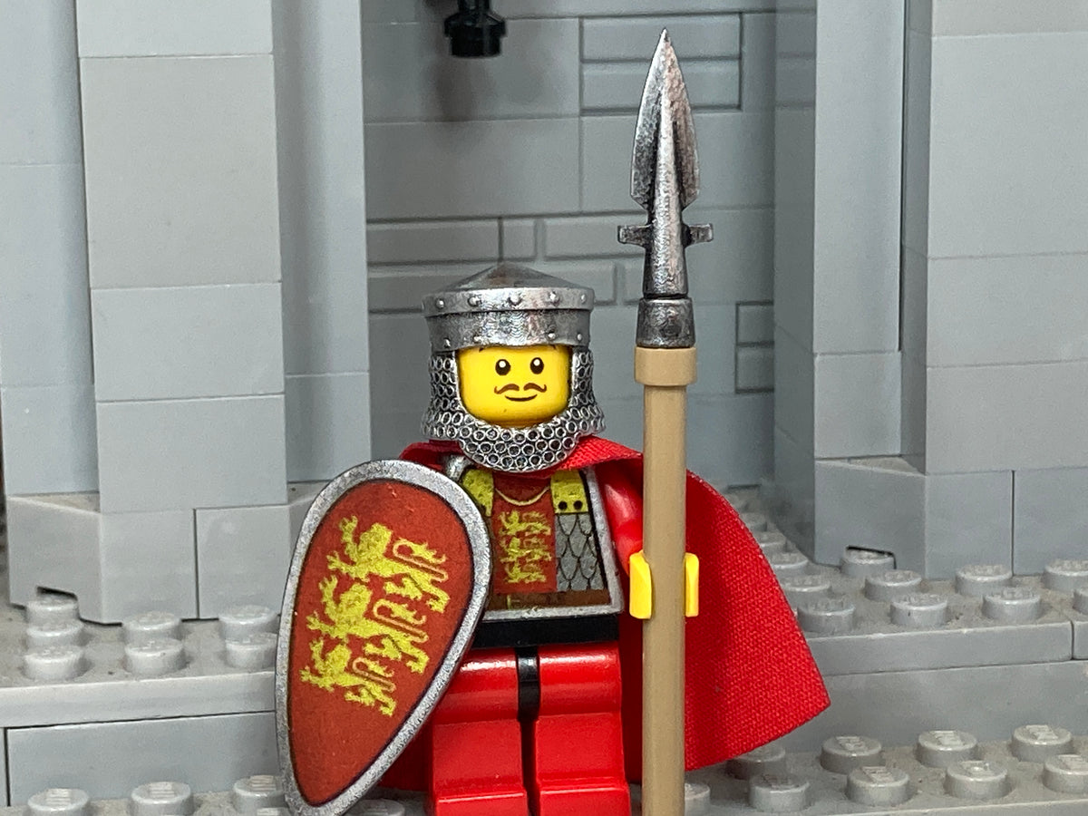 Lionheart Knight w/Custom Helm & Boar Spear! – Little Brick Armory
