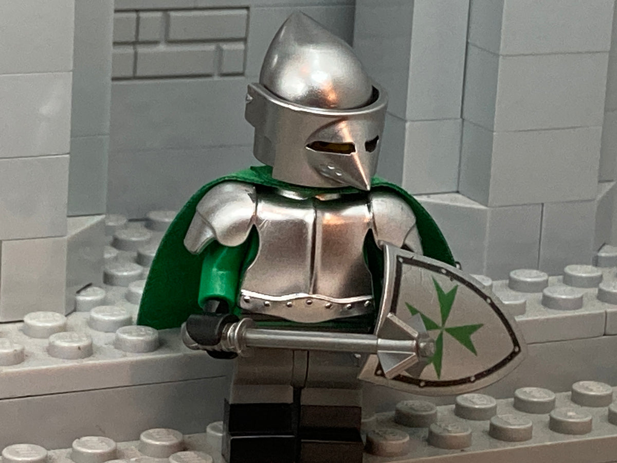 Little Armory Custom Knight w/Bascinet! (in Metallic Silver) – Little ...