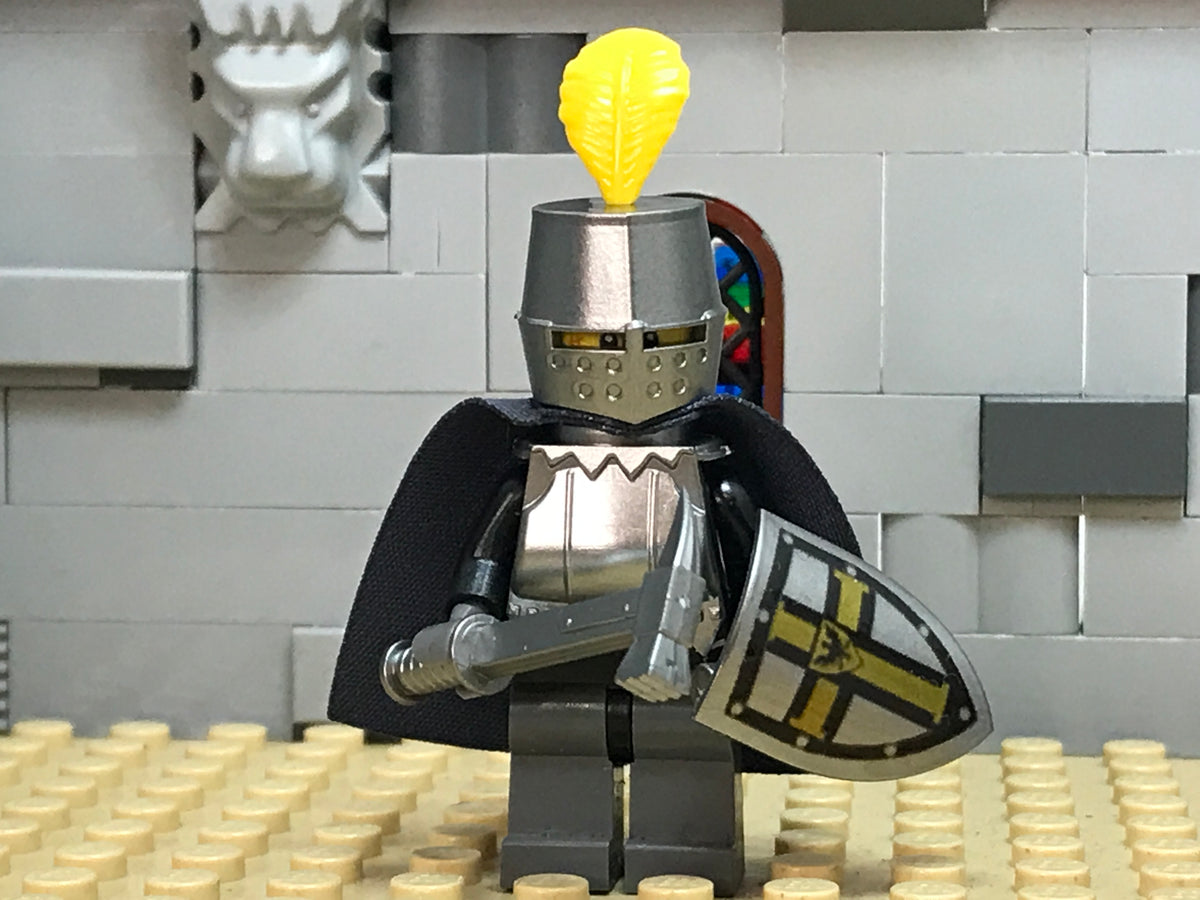 Little Armory Custom Knight w/Great Helm! (in Metallic Silver) – Little ...